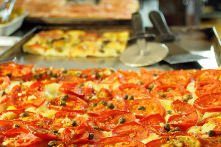 Pizza bianca o rossa: quale delle due tipologie preferiscono ...